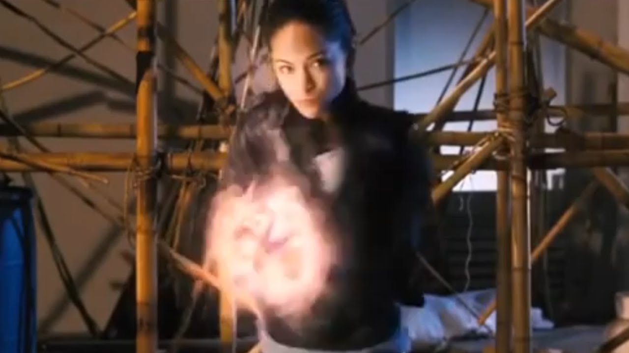 Chun-Li Performs a Fatality | Street Fighter: The Legend of Chun-Li ...