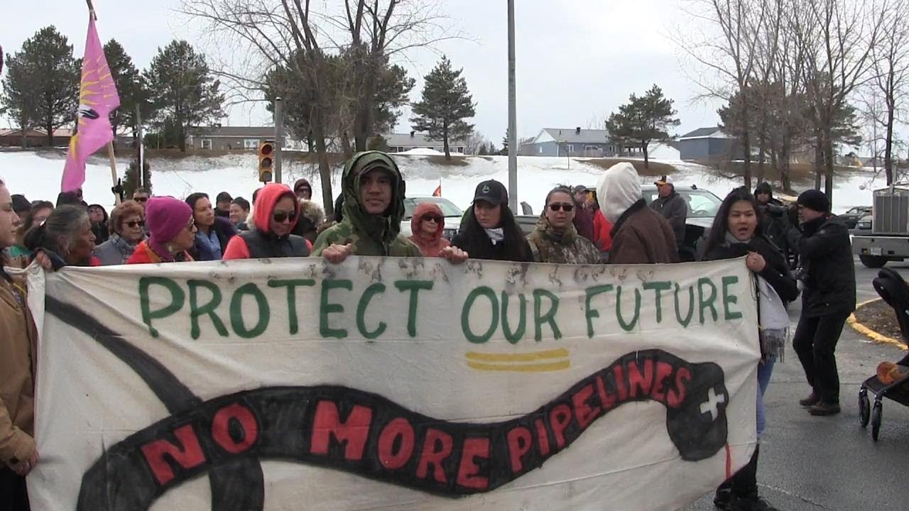 Kahnawake Mohawks announce end to rail blockade - YouTube