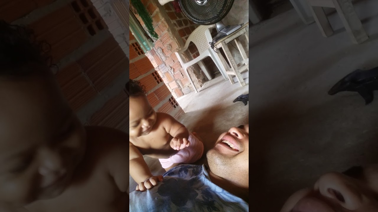 Hellen Sofia humilde casa, a alegria é q importa - YouTube