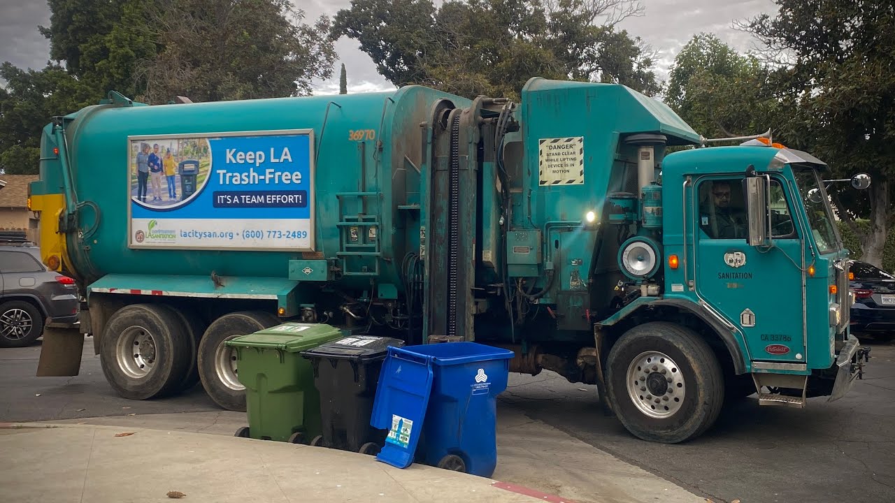 L.A. City 2009 Peterbilt Amrep Elliptical ASL #36970 - YouTube