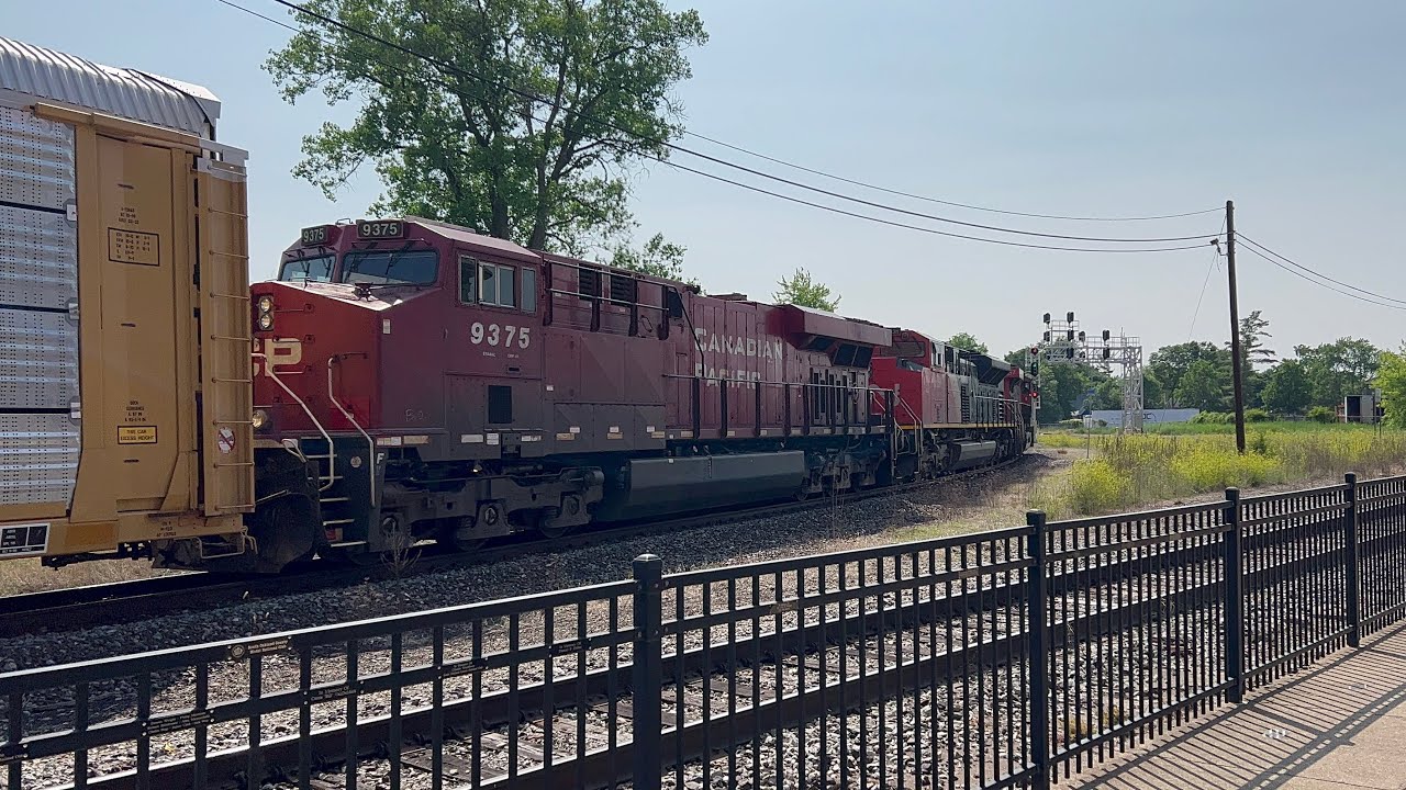 Canadian National E251 northbound Durand union station Durand Michigan ...