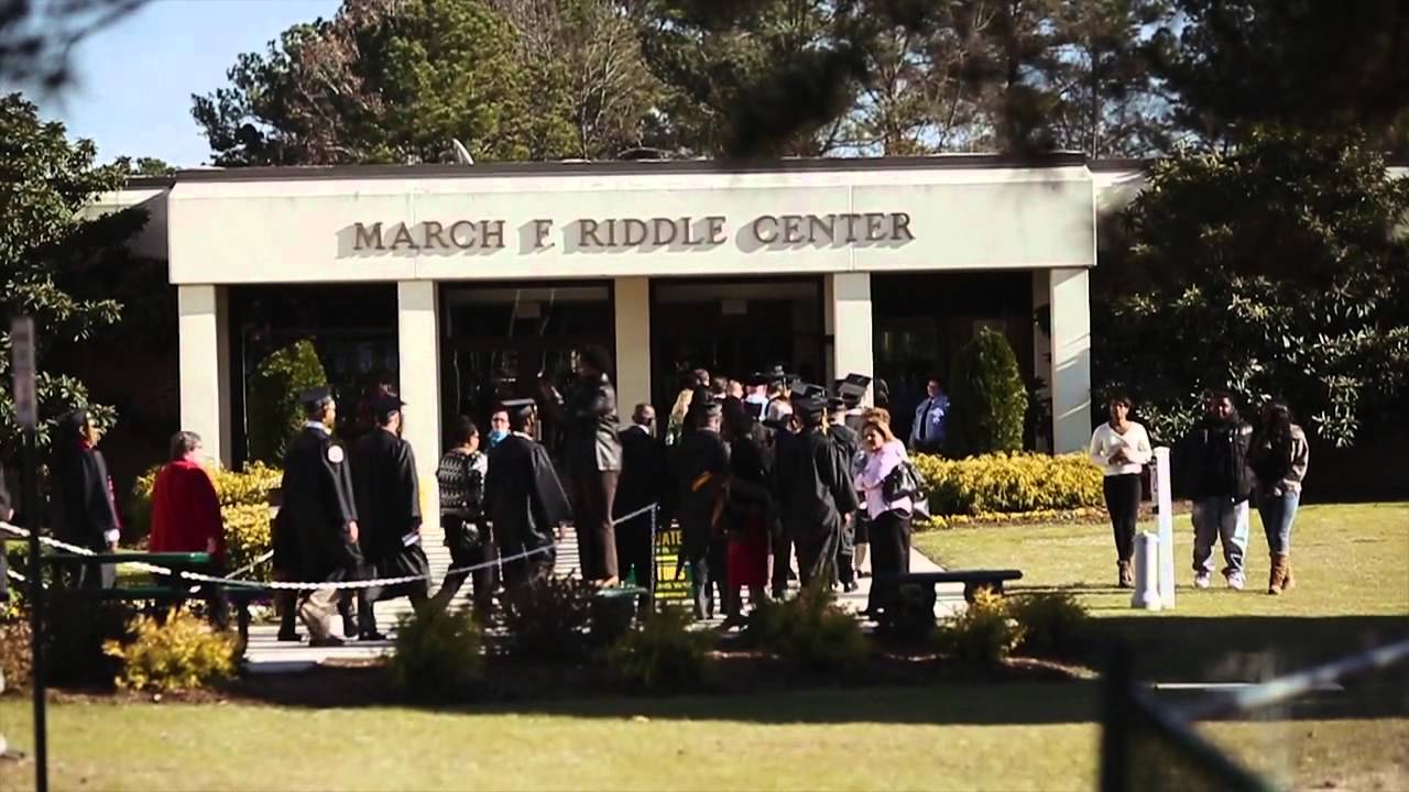 Methodist University Winter Graduation 2014 Highlights - YouTube