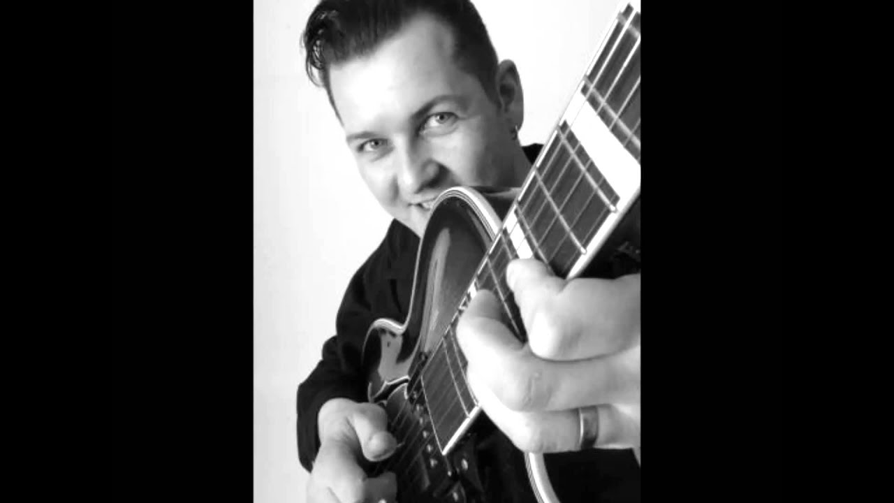 John Lewis Trio - Hard Travelling - YouTube