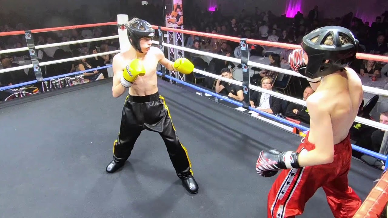 Bradley Poole V Tom Heatherington - YouTube