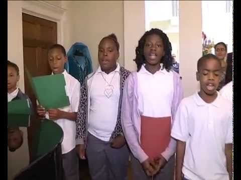 AZERBAYCAN HIMNINI IFA EDEN AMERIKALI SHAGIRDLER