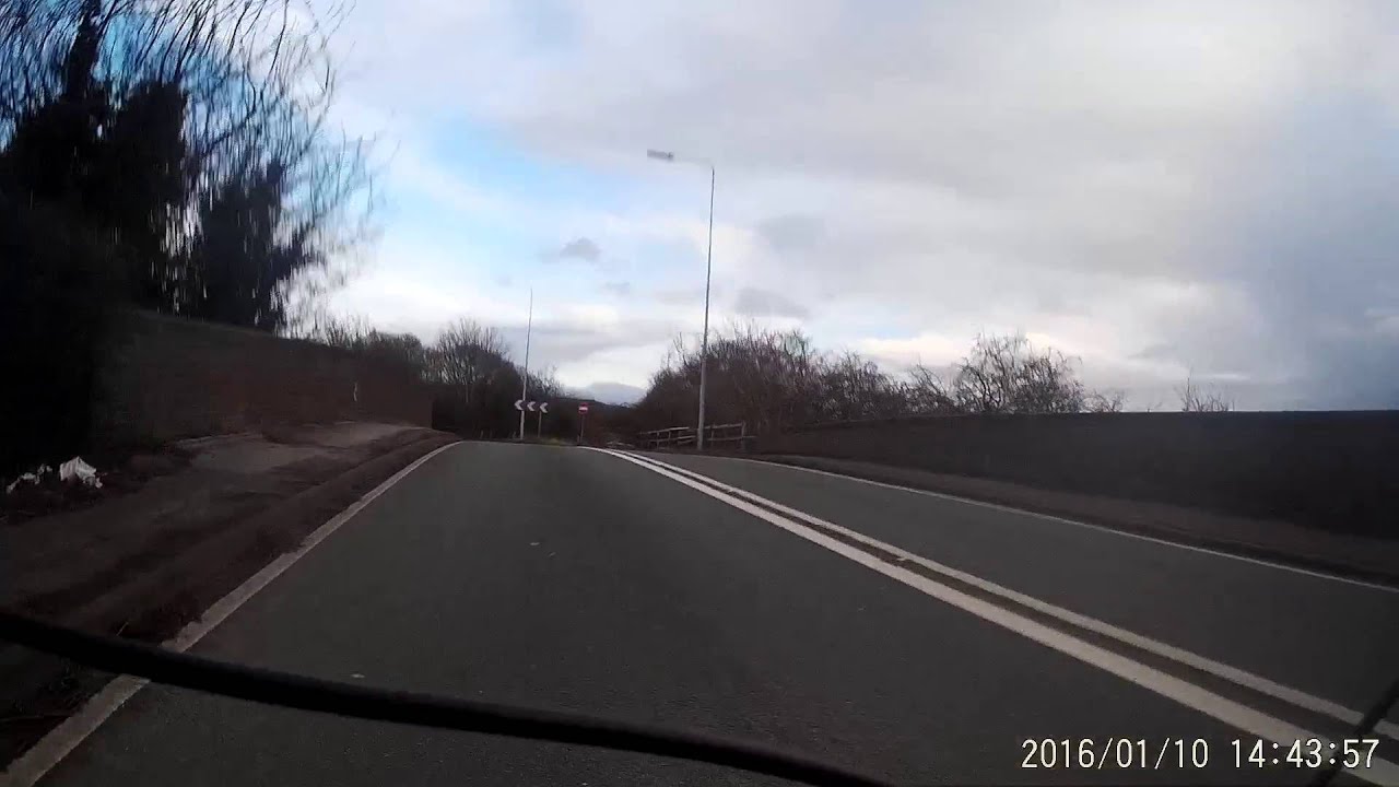 10012016 Mickle Trafford overtaking on bridge KC03YLD - YouTube