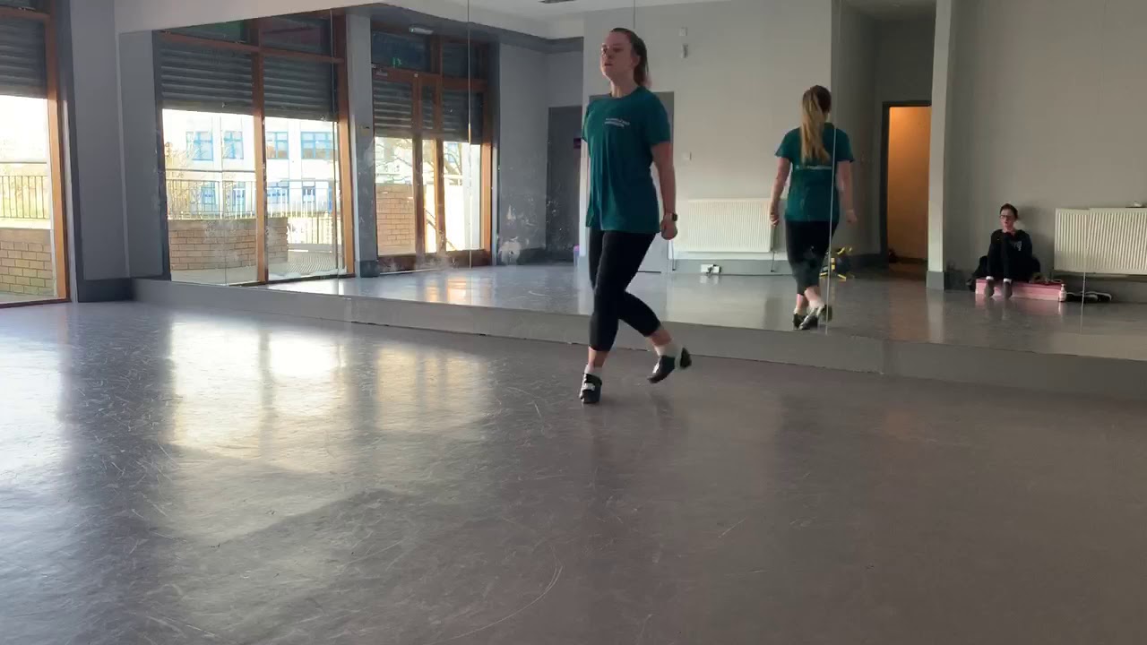 SFS BEGINNERS JIG STEP - YouTube