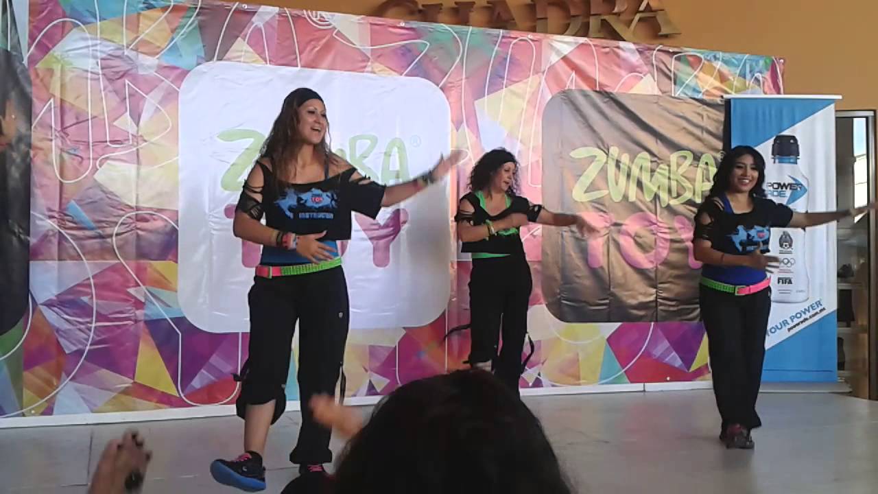 ZUMBA TOY 2013 (zumba don omar y vete) - YouTube