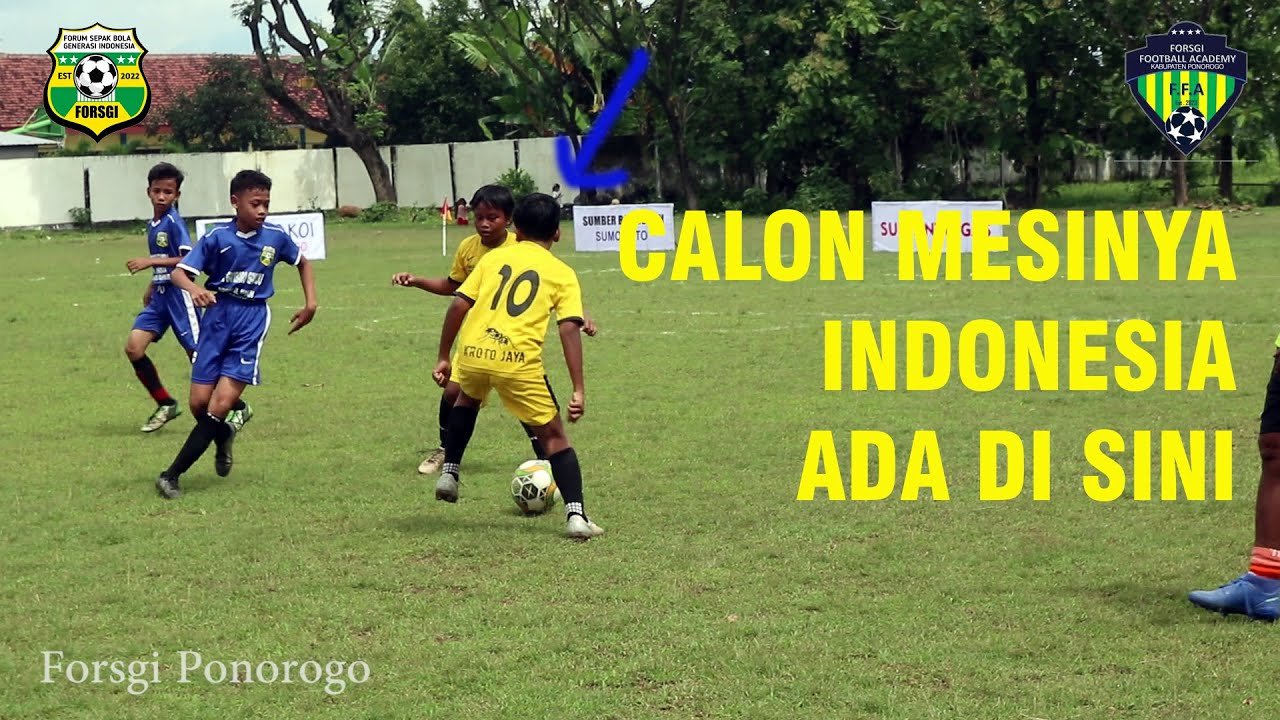 Pertandingan menegangkan sepak bola U12 antara FFA SAWO VS FORSGI ...