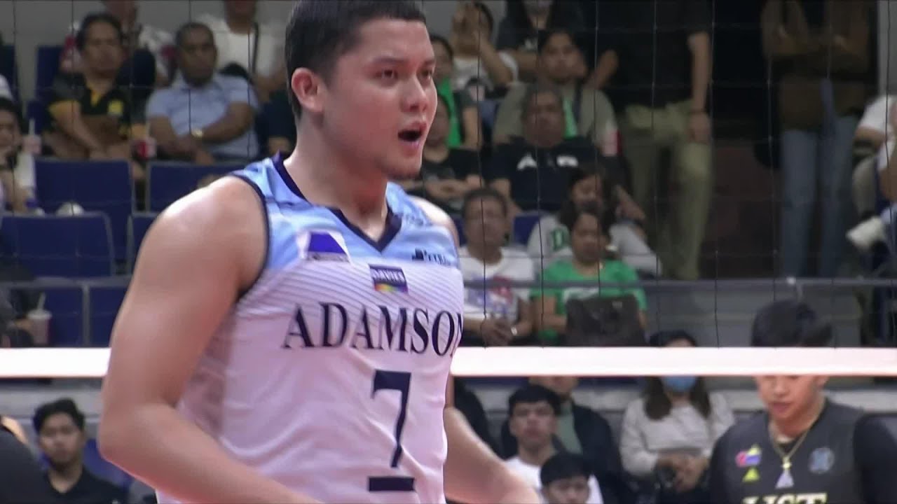 John Gay SOARS UP as Adamson gets one back vs UST 😤 | UAAP SEASON 86 ...