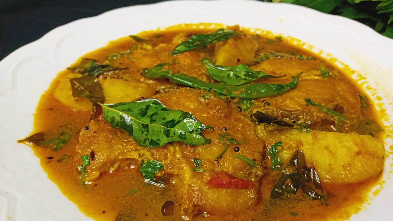 কাতলা মাছের ঝোল স্বাদ বদলাতে একটু অন্যভাবে বানিয়ে ফেলুন|Katla Machher ...