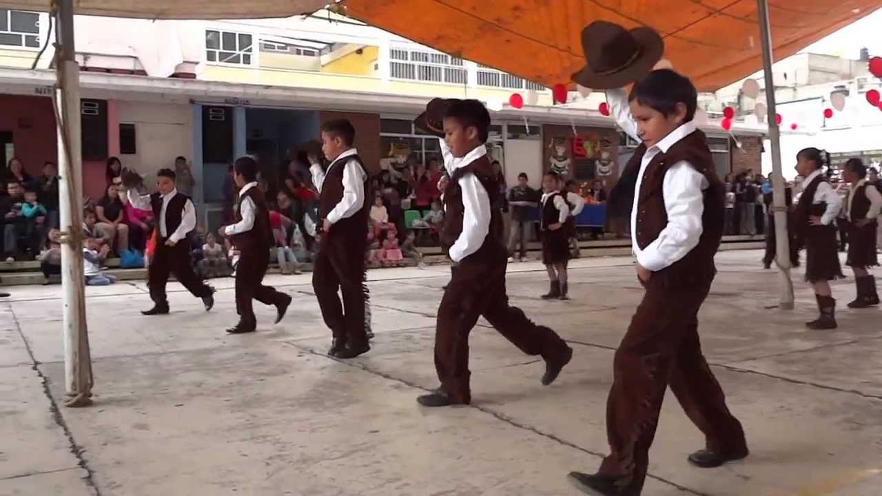 baile norteño en la primaria - YouTube