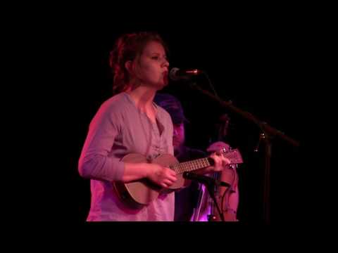 Carly Joy King @ The 40 Watt  7-15-16