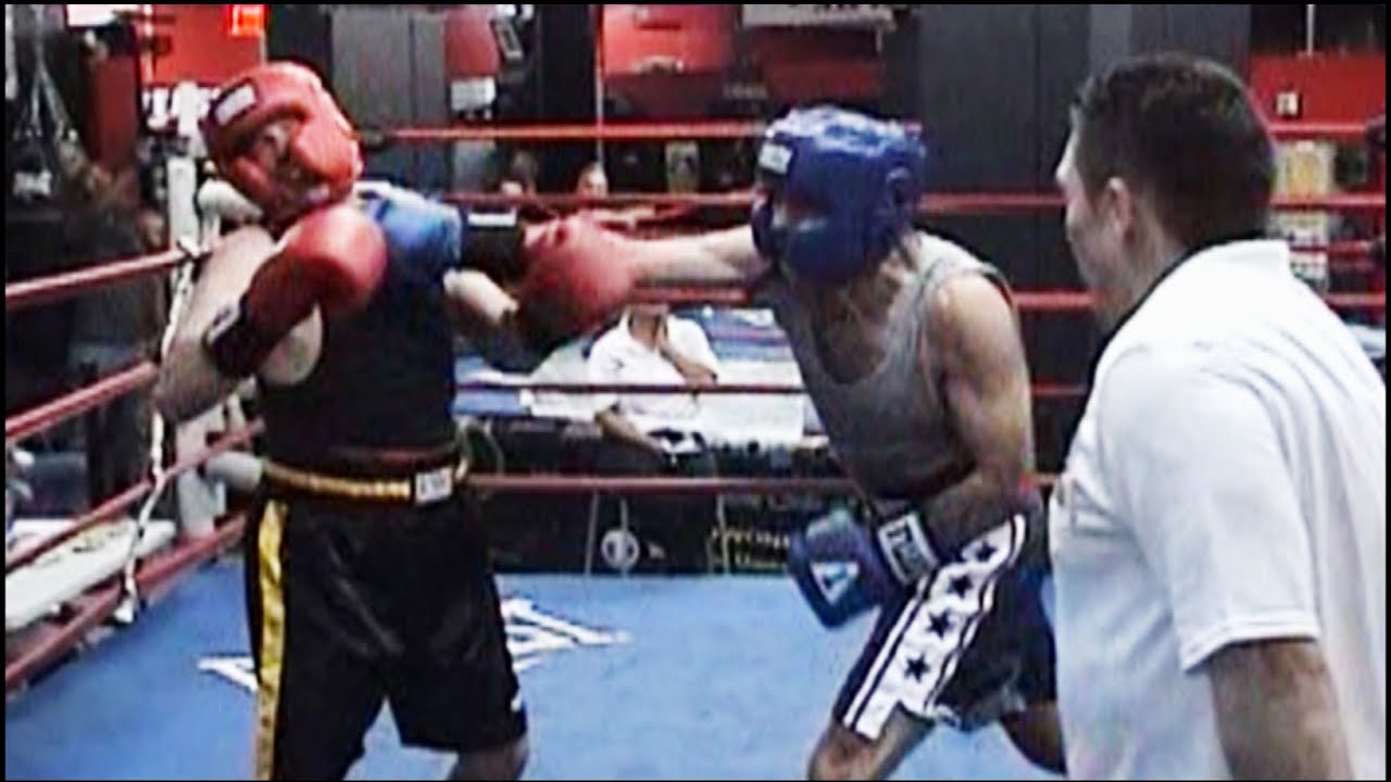 152 lb.Master Boxers : round two TKO - YouTube