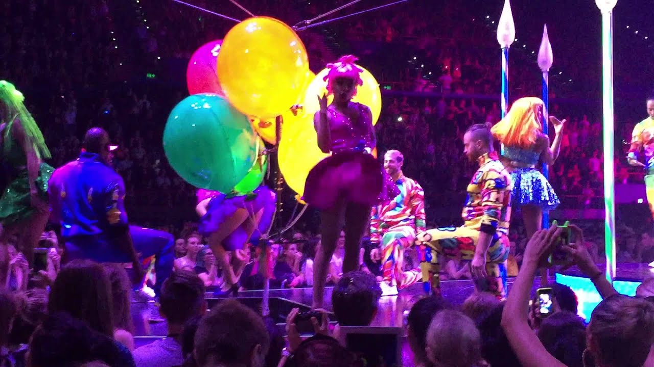 Katy Perry - Birthday Live Prismatic World Tour Brisbane 15/12/2014 ...