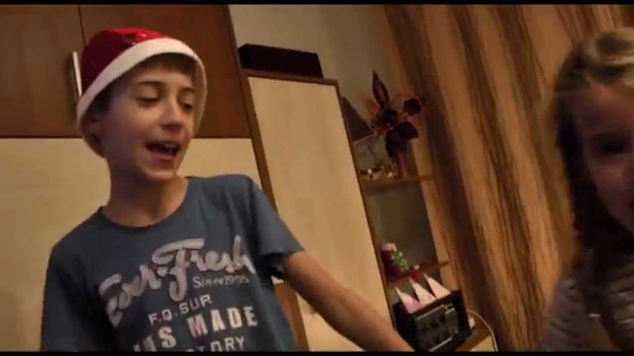 Ember, ember, december www.elemerfoto.ro fotó videó - YouTube