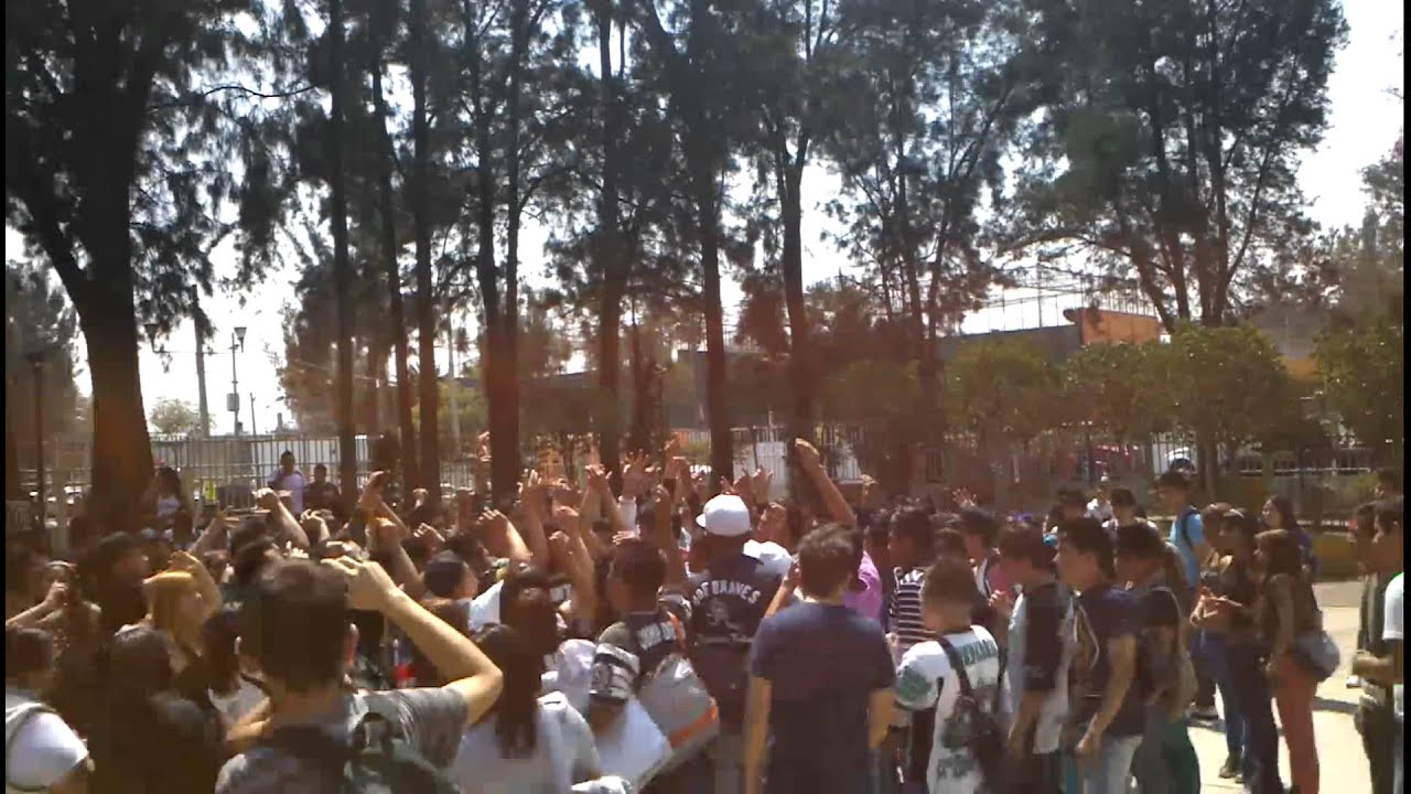 Bacho 10 huelum. (Pal chino tm) - YouTube