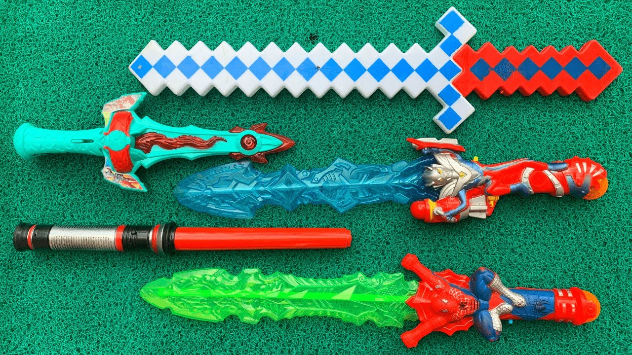 Menemukan Mainan Pedang Pedangan Ultraman Sword, Ultraman Taiga ...
