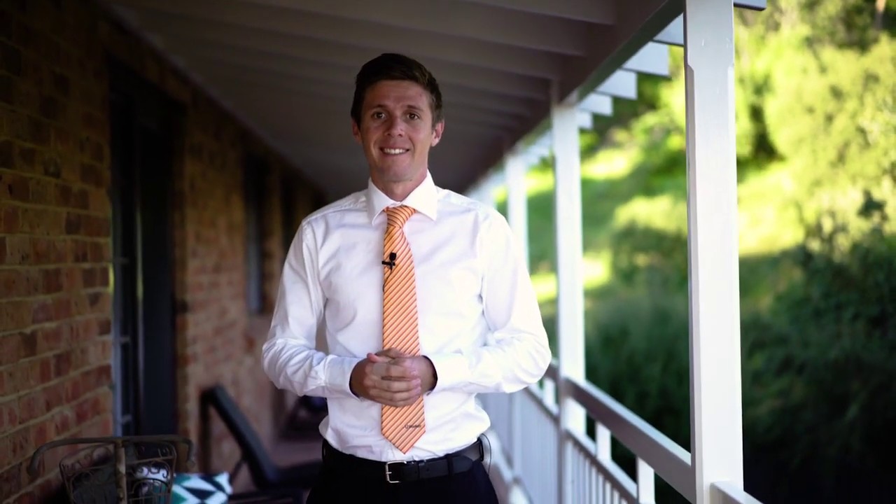 10 Arunta Place, East Tamworth- Sam Spokes LJ Hooker Tamworth - YouTube