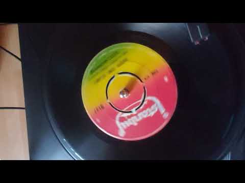 Nostalji plak çekim Izzet Altınmeşe // Sabrın sonu Selâmettir