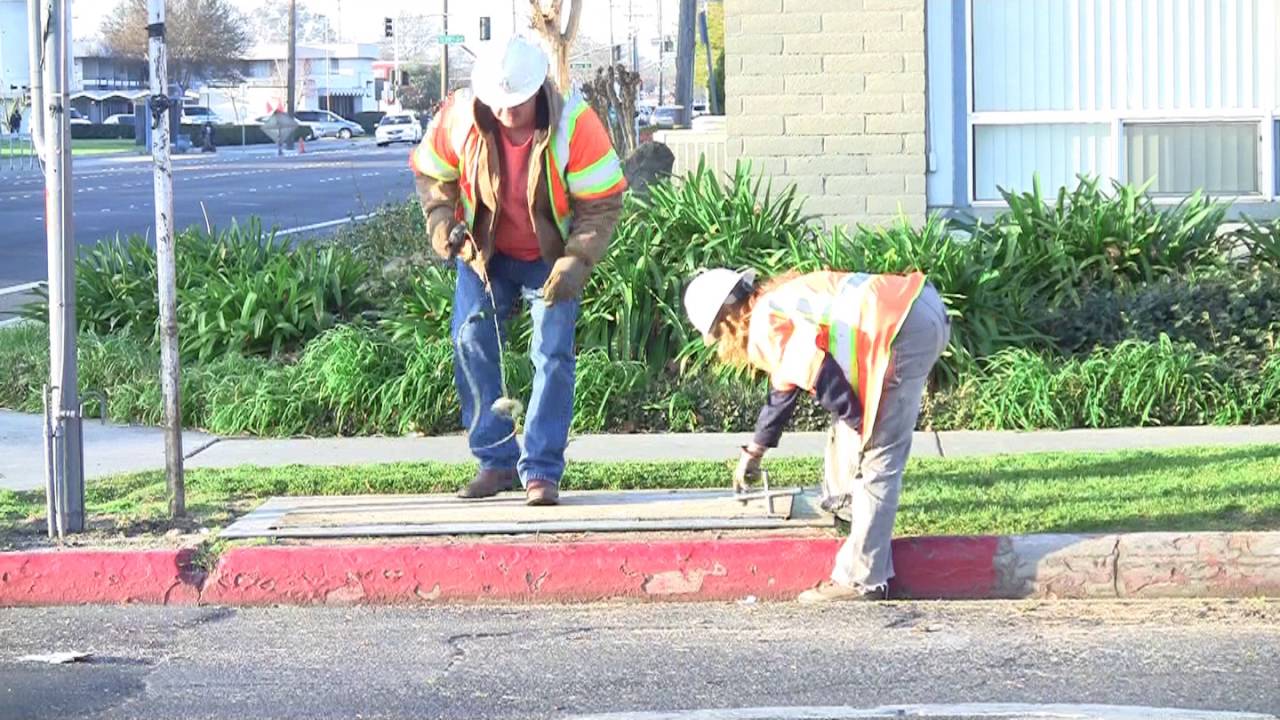 Vault Access Solutions & Fabrication - PG&E Natural Gas Sidewalk - YouTube
