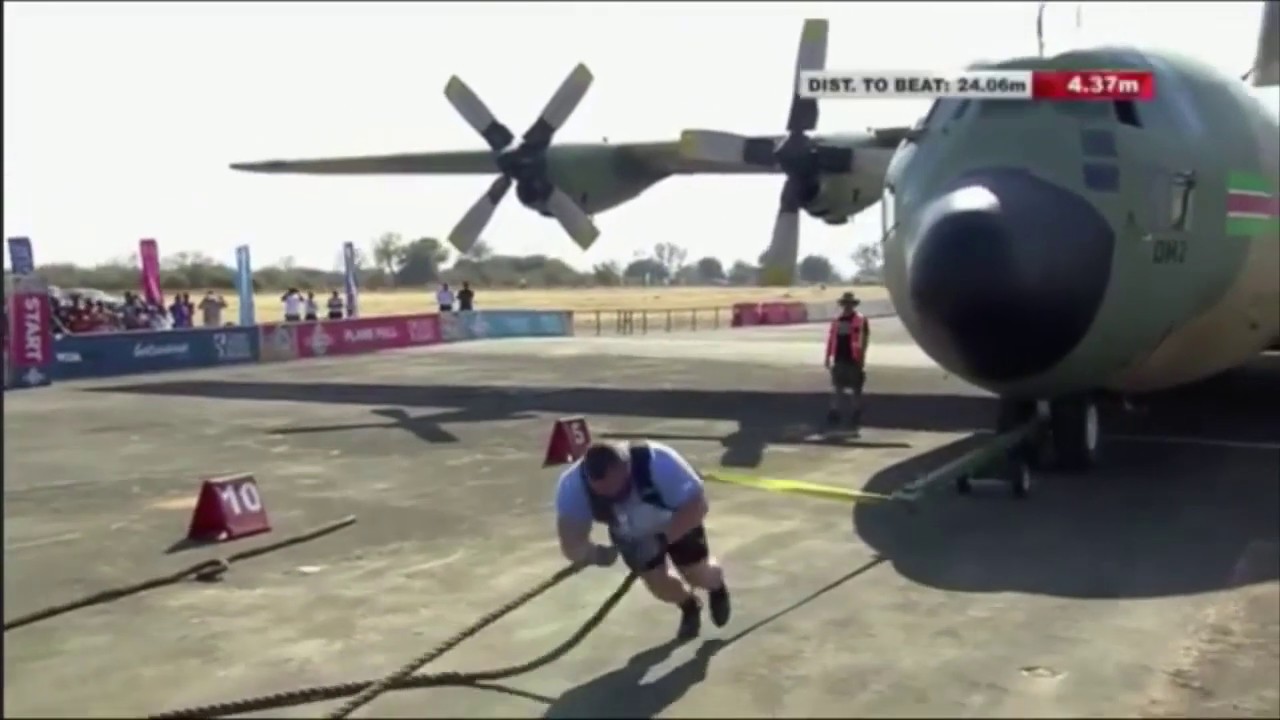 Plane pulling competition - YouTube