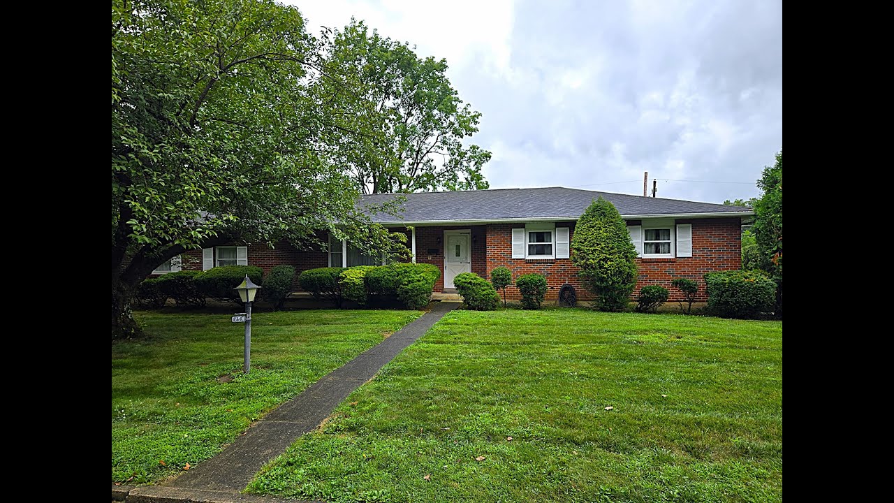 294 Flagstone Drive Bethlehem, PA 18017 - YouTube