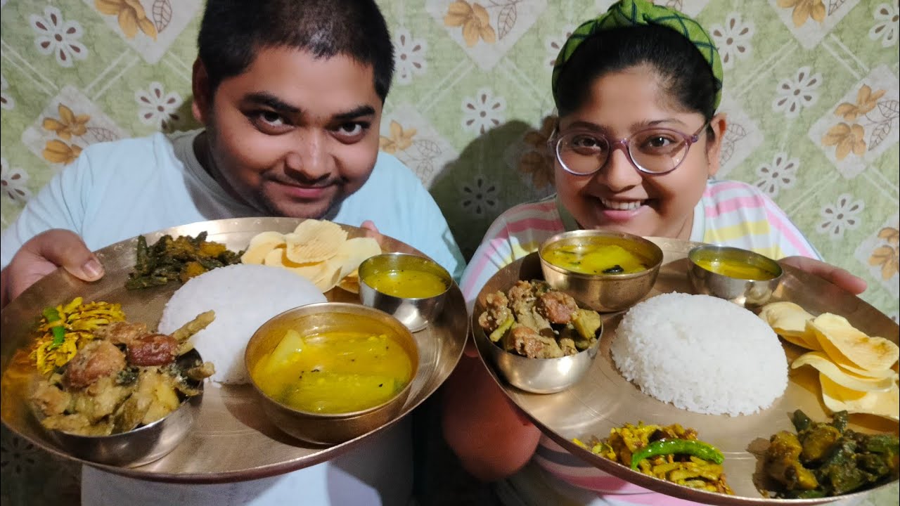 Special shukto ghar pe bana bari se , lau daal, chutney - YouTube