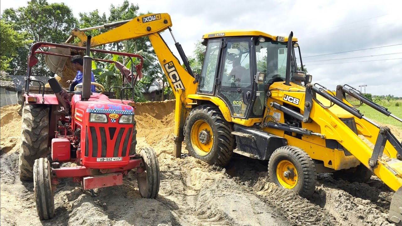 New Jcb 3dx Xtra Backhoe Loader Red Mud In Mahindra 275 B Di Tractor ...