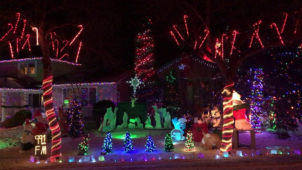 Regina Christmas lights McMaster Place - House on Christmas Street ...