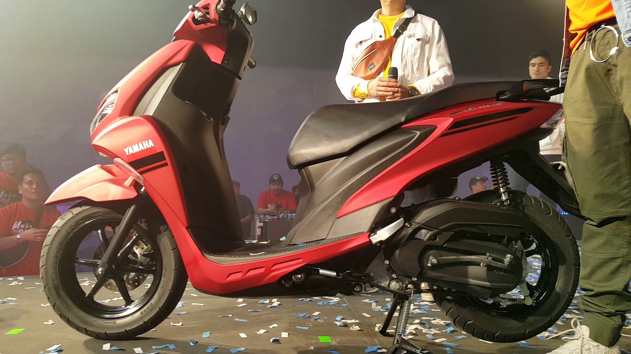 YAMAHA MIO GRAVIS SIDE VIEW AGAIN - YouTube