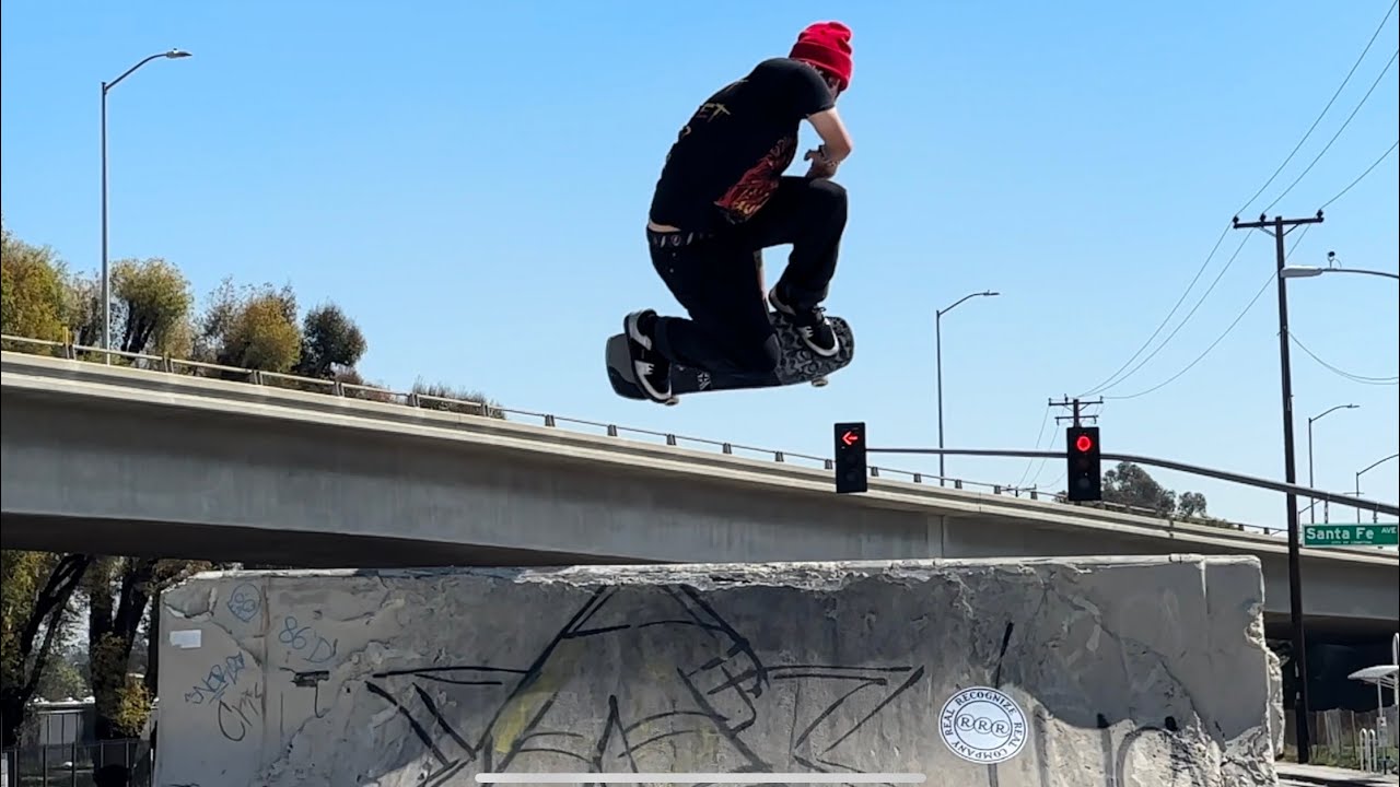 Skating With Chris Hiett & Kilian Martin @NkaVidsSkateboarding - YouTube