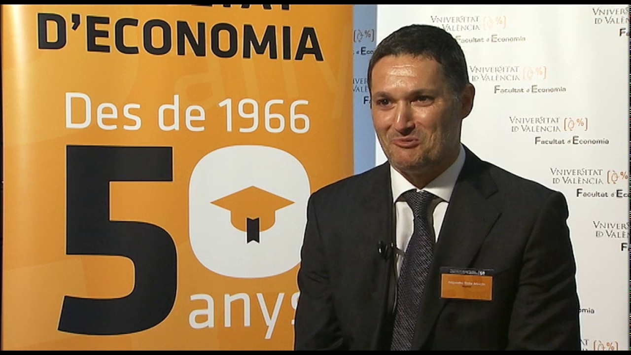 Alejandro Roda Alarcón - Noche de los 50 - YouTube