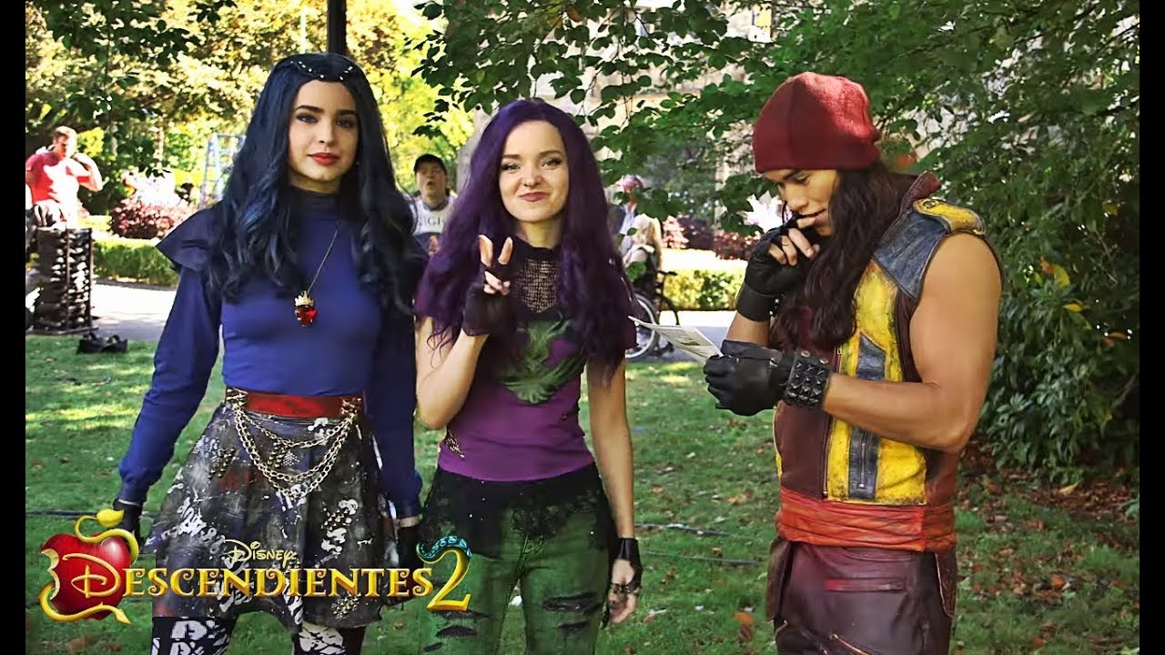 Descendientes 2 (Descendants 2) l Especial Quiz (LATINO) - YouTube