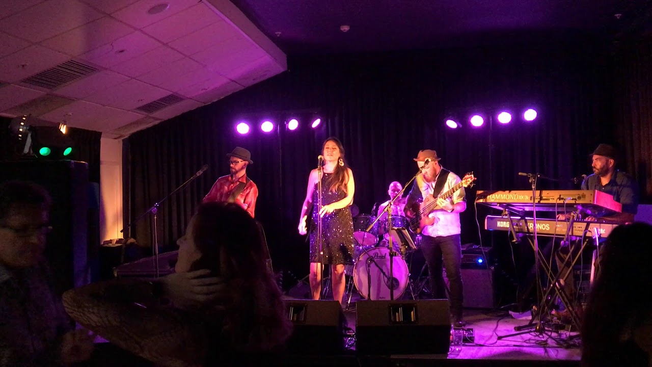 The Kate Lush Band - Somebody Like Me - LIVE at the Collaroy Beach Club ...