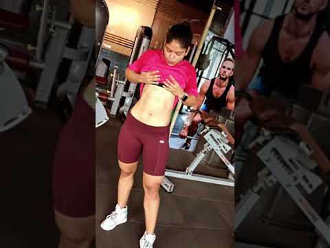 😳shivani gupta 🔥abs workout 💪indian bodybuilder 🔥bodybuilding ...