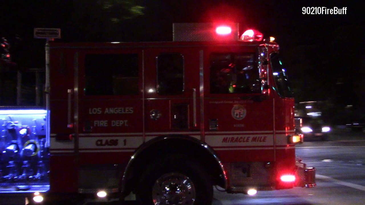 LAFD Light Force 61 Responding, On Scene, & Giving Toots while Taking ...