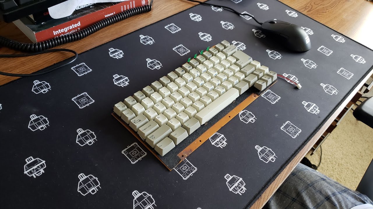 Zenith Supersport SX Keyboard Module Typing Demo - YouTube