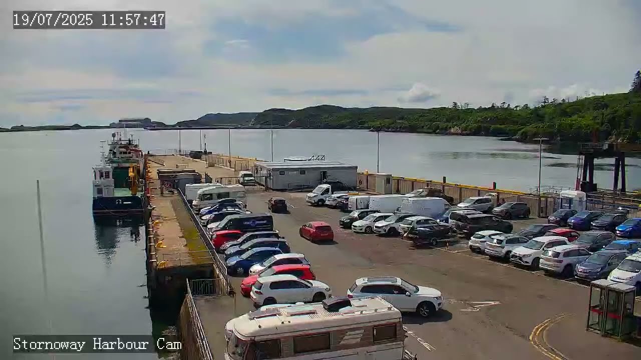 19/07/25 - Stornoway Harbour (Ferry & Cruise Port) - Hebridean Live Cam ...