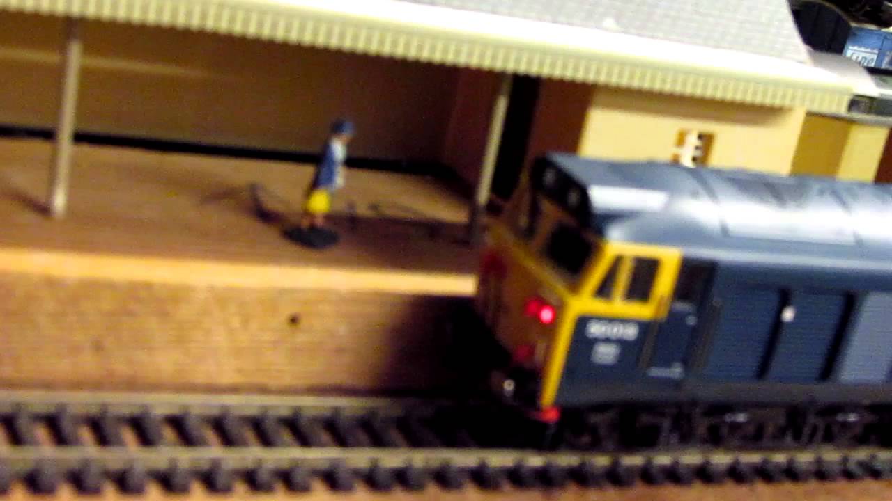 Class 50 50013 on Silver Bullet and other air-braked wagons - vid 2 ...