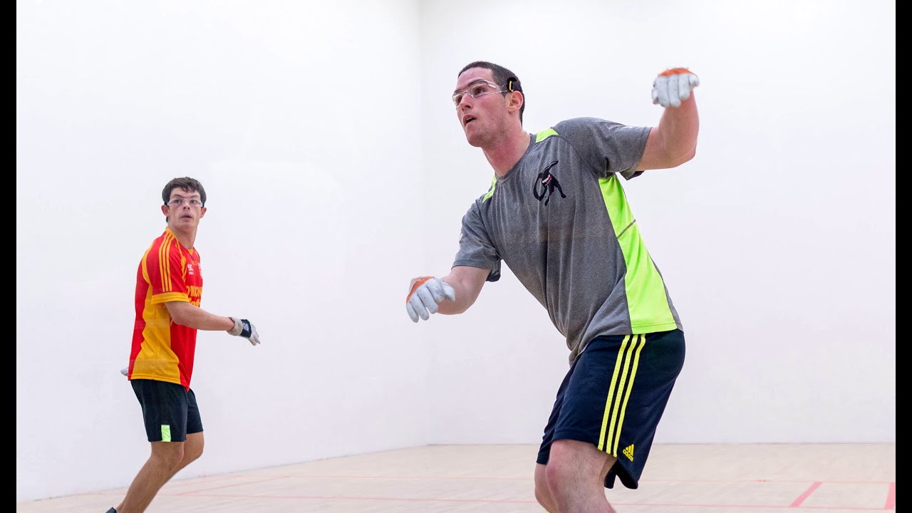 2014: Killian Carroll v Diarmuid Nash - Golden Gloves Final - YouTube