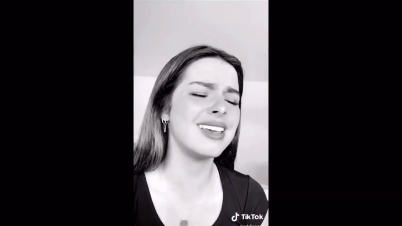 Addison Rae Twerking Compilation - YouTube