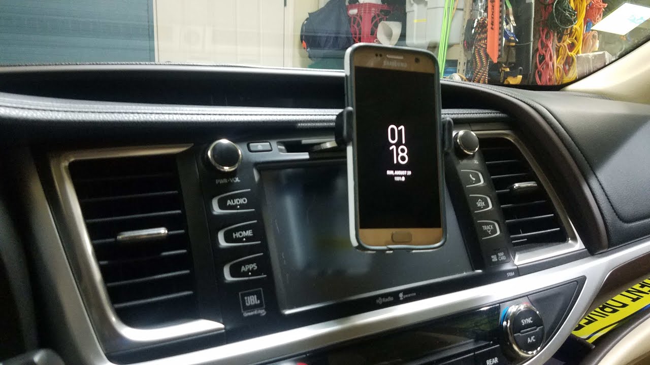 DIY CD Slot Phone Mount for under $5 - YouTube