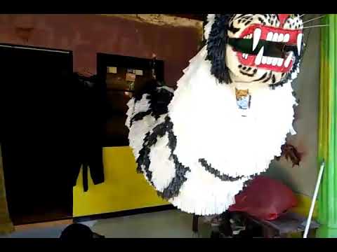 Macan sangar - YouTube