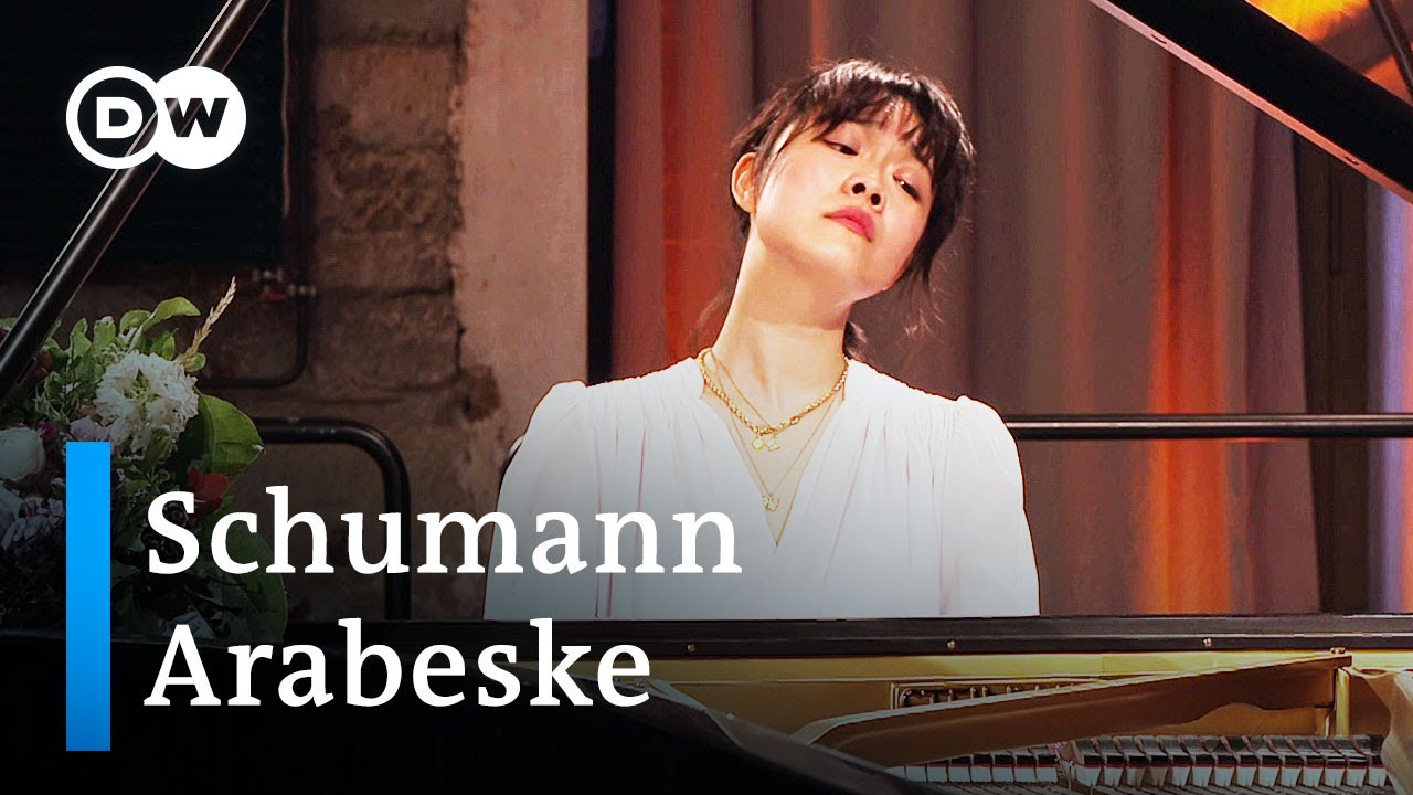 Schumann: Arabeske in C Major, Op. 18 | Tiffany Poon, piano - YouTube