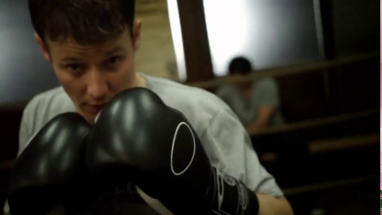 1x13 Open ~ Jamie Boxing - YouTube