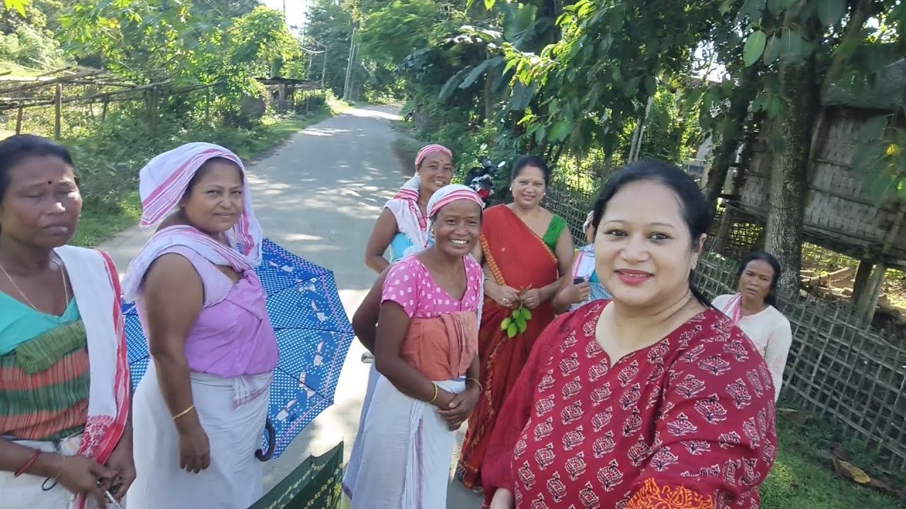 Deori Tribe of Assam weaving dreams - YouTube