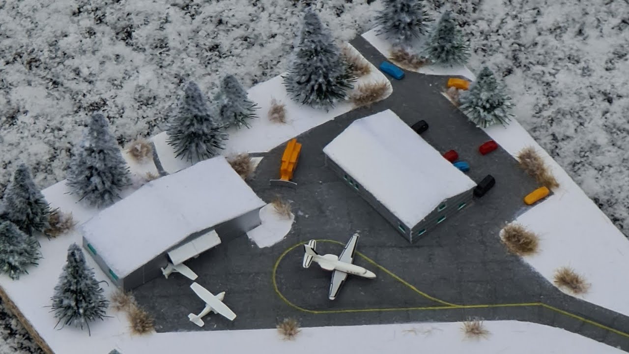Make a winter airfield diorama in 1/500 scale by @airportsforscale ...