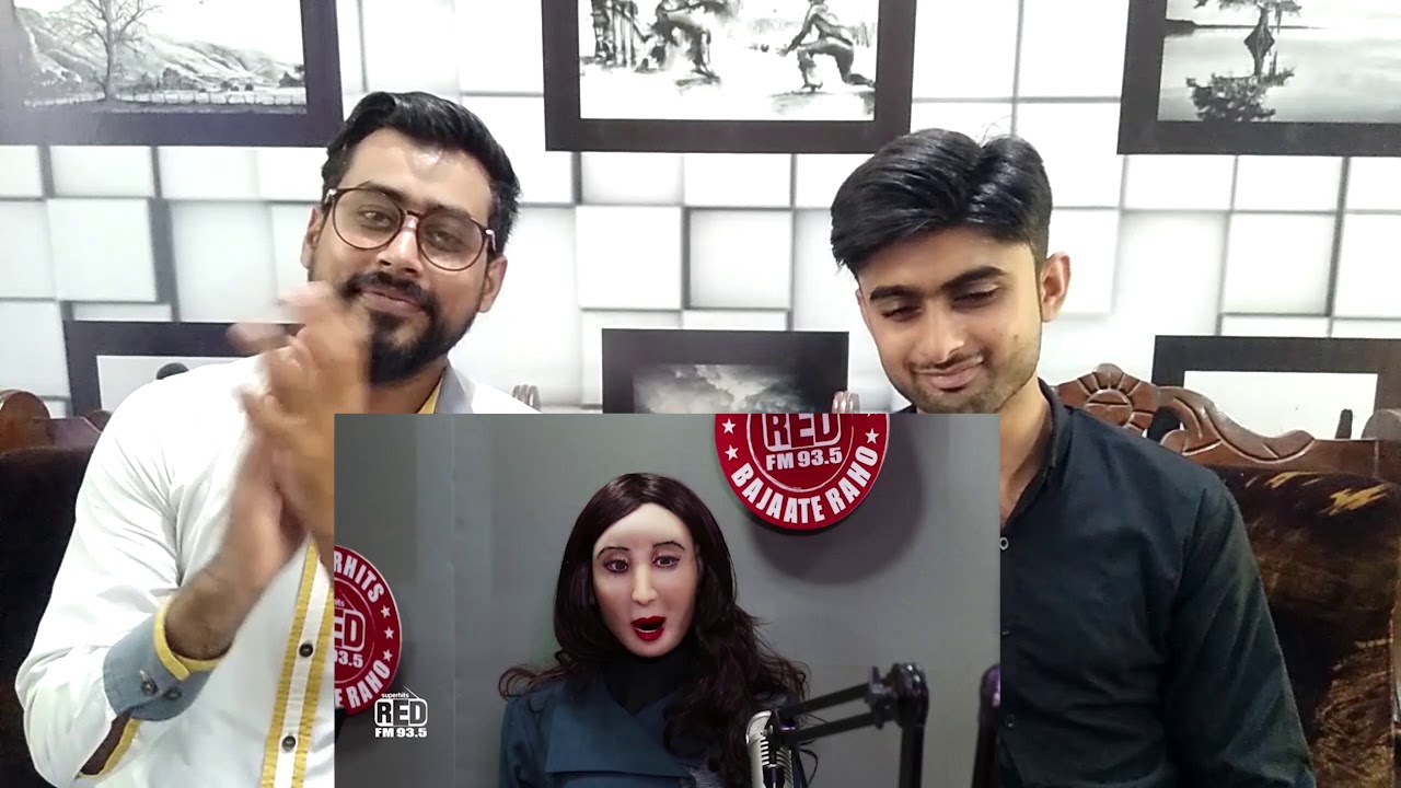 1st INDIAN Humanoid ROBOT | BAUAA ne liye Rashmi Robo se maze | BAUA ...