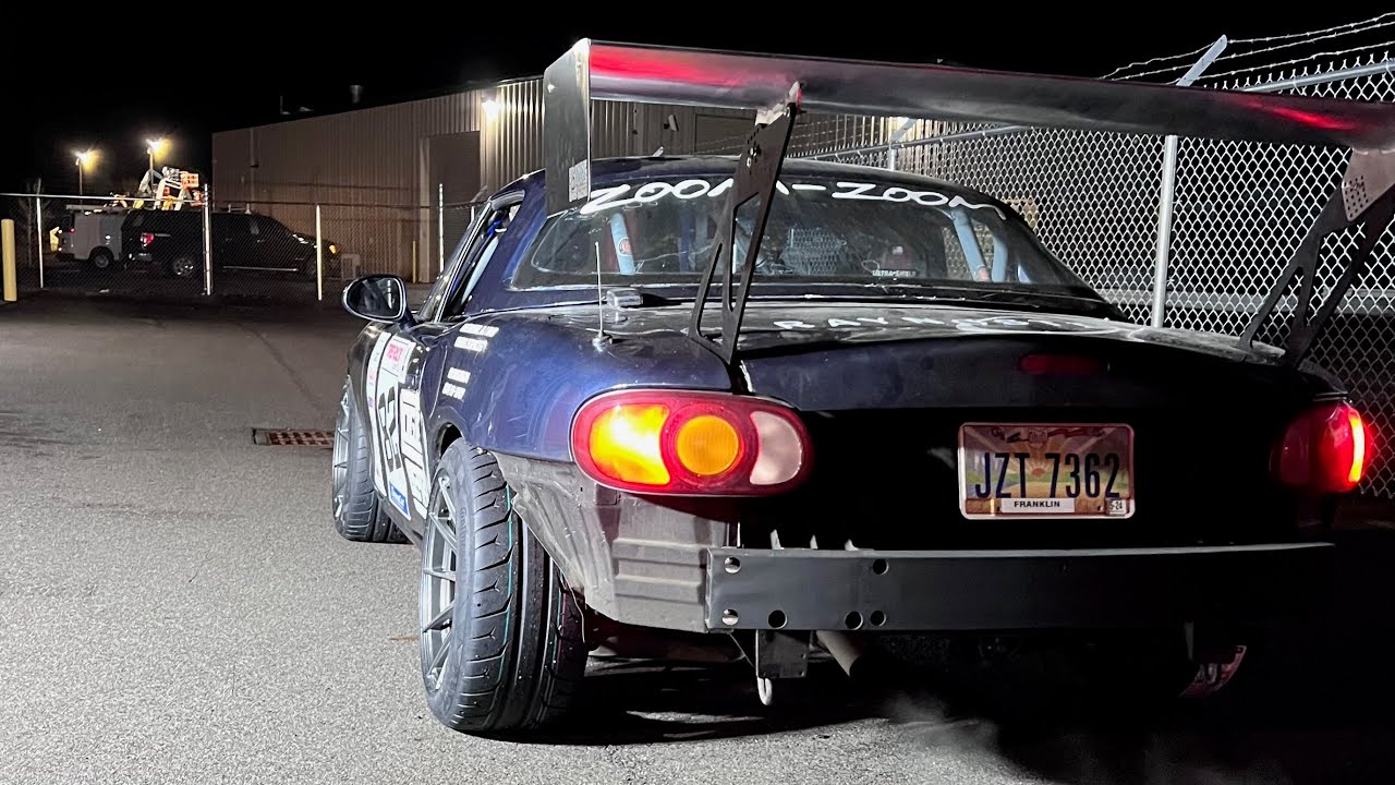 ChampCar Endurance Racing Miata Wheels and Flagtronics Install - YouTube